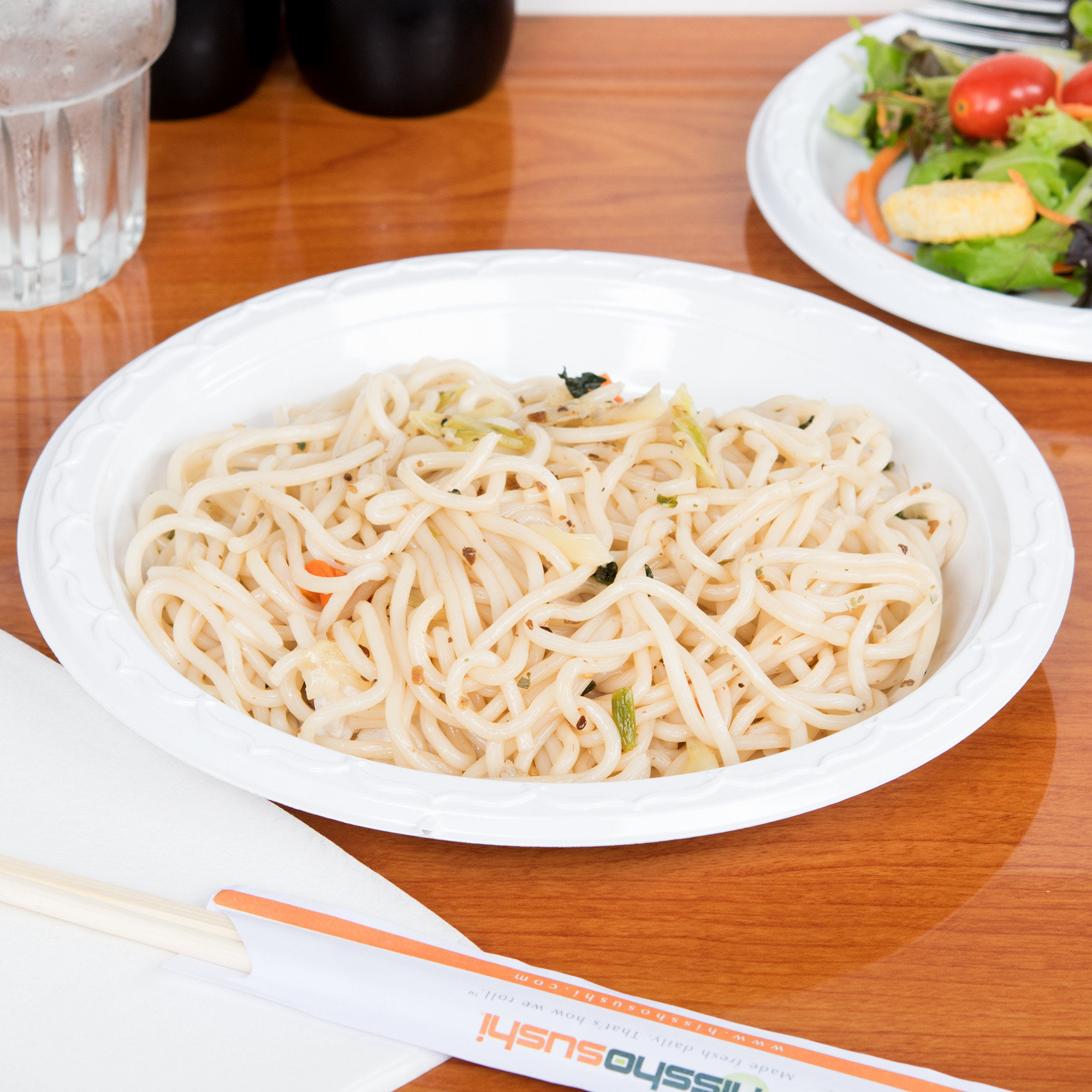 Genpak 70900 Aristocrat 9" White Premium Plastic Plate